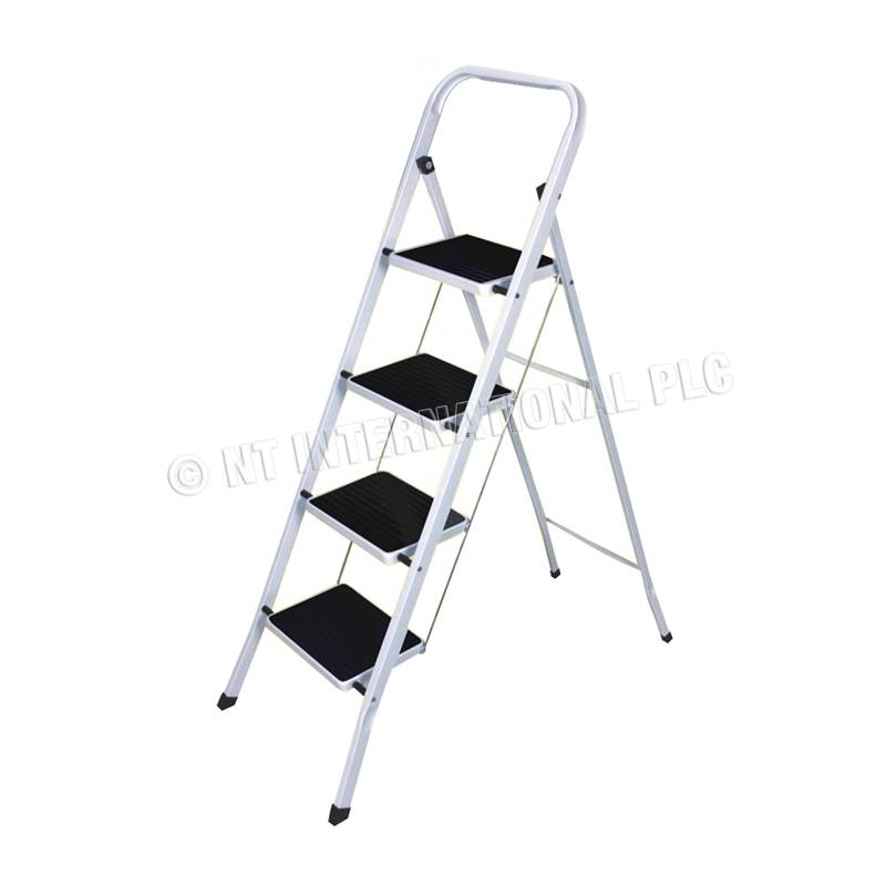 MARKSMAN 4 STEP RUBBER LADDER WITH NON SLIP CARPET | Mark up Wholesale